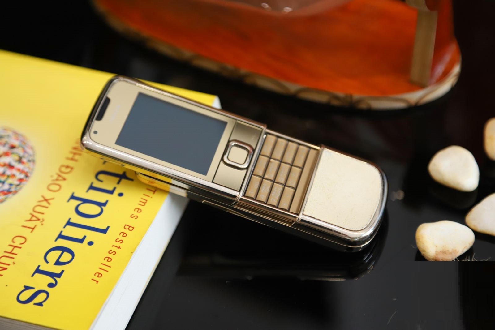 Điện Thoại Nokia 8800E Gold Arte Da Trắng Nguyên Bản 1G - Vertu Việt Nam